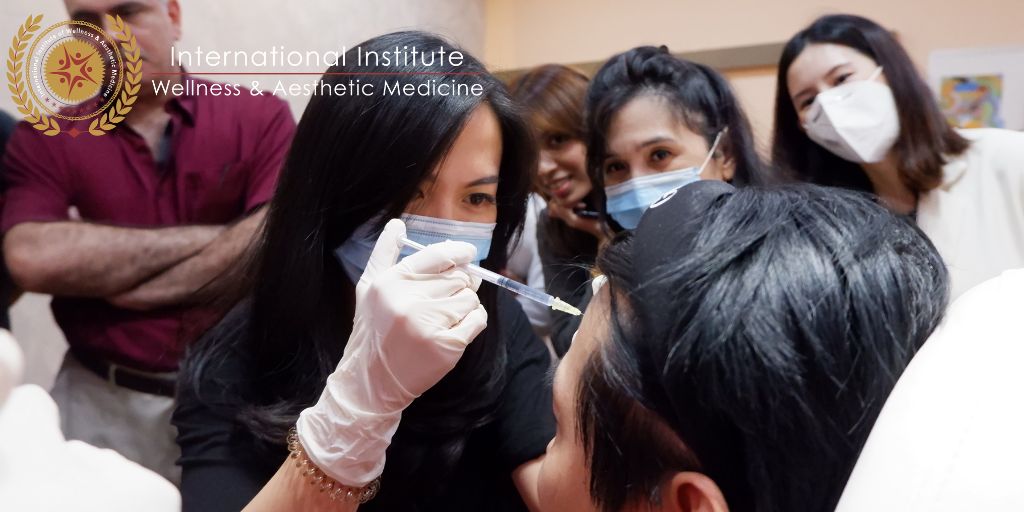 Aesthetic School Curriculum: What Doctors Can Expect